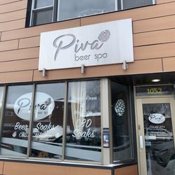 PIVA BEER SPA - 51 Photos & 35 Reviews - 1052 N Milwaukee Ave, Chicago ...