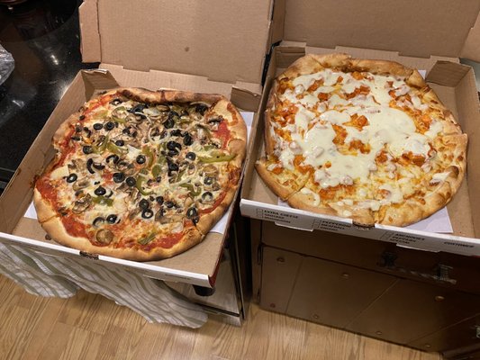 HOMETOWN PIZZA & RESTAURANT - Updated July 2024 - 36 Photos & 77 ...