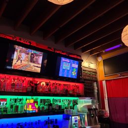 RETRO GAME BAR - Updated July 2025 - 137 Photos & 58 Reviews - 6720 NE ...