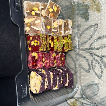 CHOCOLATE AND NUT KINGDOM - Updated May 2024 - 145 Photos & 27 Reviews ...