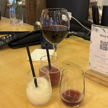 DEEP ROOTS WINERY - Updated October 2025 - 25 Photos - 1375 Catamount ...