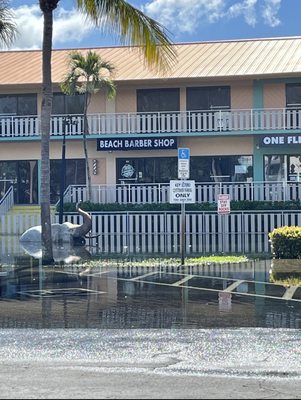 BEACH BARBER SHOP - Updated October 2025 - 12 Photos & 28 Reviews ...