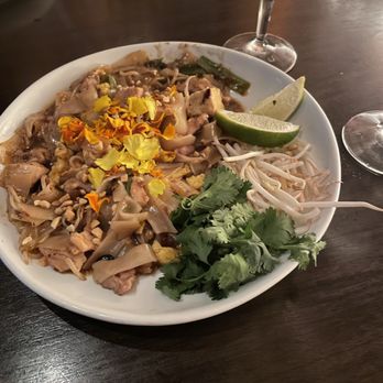 ELEPHANT EAST - Updated December 2024 - 517 Photos & 226 Reviews - 2823 ...