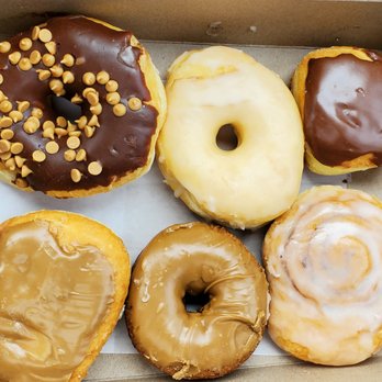 L & M BAKERY - Updated May 2025 - 112 Photos & 219 Reviews - 11 St ...