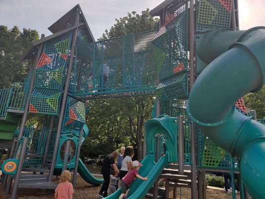 WALSH PARK - Updated January 2026 - 13 Photos - 1722 N Ashland Ave ...