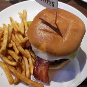 DUFFY’S SPORTS GRILL - Updated July 2025 - 664 Photos & 663 Reviews ...
