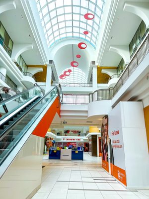 LAWRENCE SQUARE - Updated December 2024 - 31 Photos & 20 Reviews - 700 ...