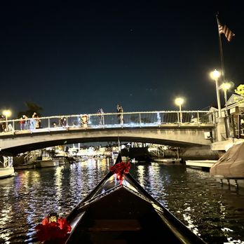 GONDOLA GETAWAY - 674 Photos & 788 Reviews - 5437 E Ocean Blvd, Long ...