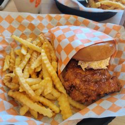 MINNIE BIRD - Updated December 2025 - 156 Photos & 115 Reviews - 1428 N ...