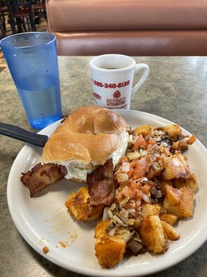 MR. BEENZ DINER - Updated December 2025 - 156 Photos & 87 Reviews ...