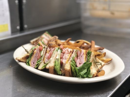 SOUTH RIDING INN - 158 Photos & 152 Reviews - 43090 Peacock Market Plz ...