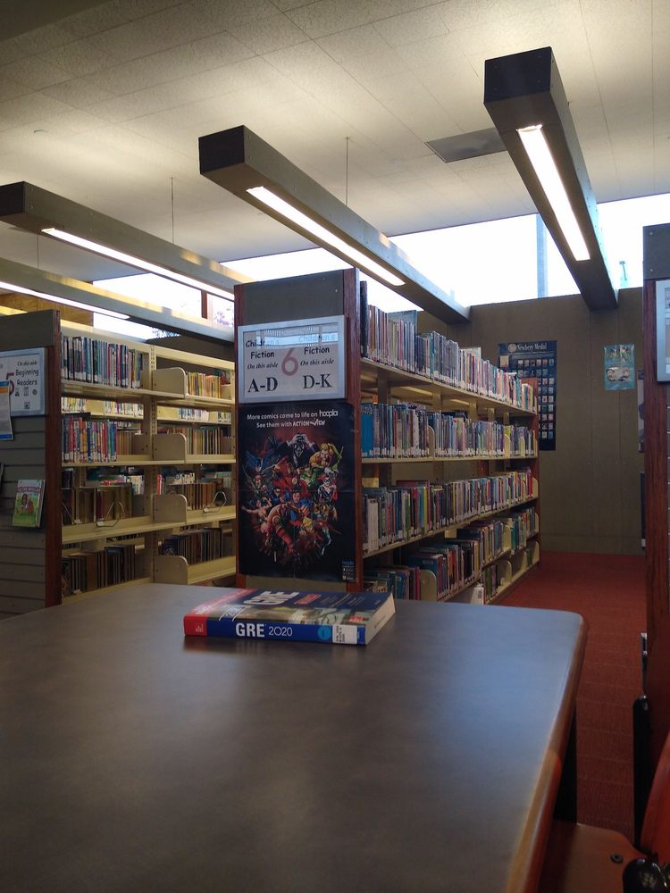 HYDE PARK MIRIAM MATTHEWS BRANCH LIBRARY - 15 Photos & 13 Reviews ...