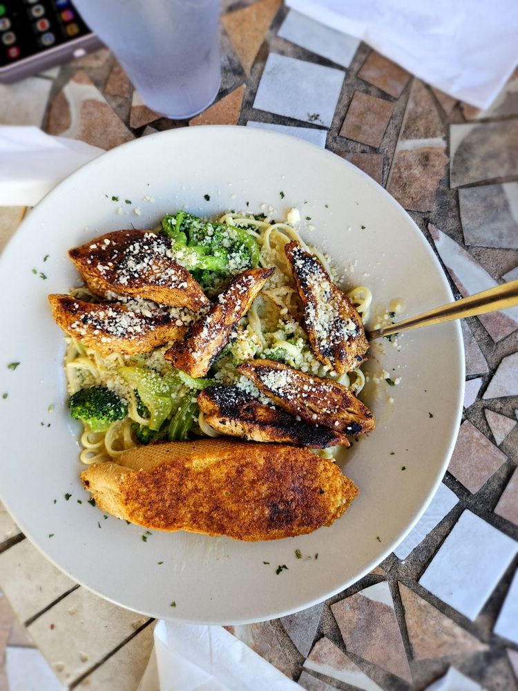 PELICAN STATION - Updated January 2026 - 24 Photos & 14 Reviews - 201 S ...