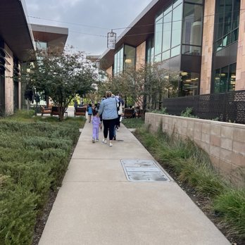 YORBA LINDA PUBLIC LIBRARY - Updated January 2025 - 131 Photos & 41 ...