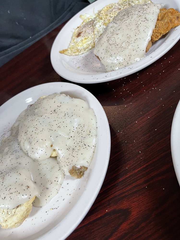 CHRISTINES CAFE - Updated October 2025 - 10 Photos & 20 Reviews - 1107 ...