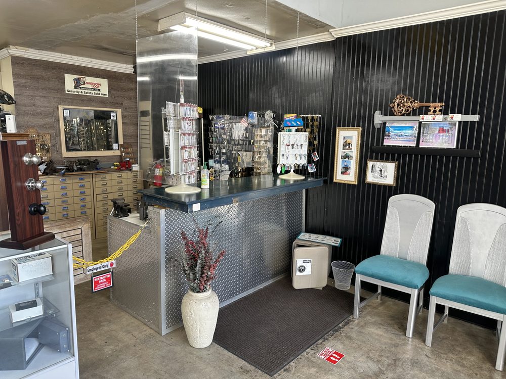 EUCLID LOCK & KEY - Updated October 2025 - 11 Photos & 16 Reviews - 932 ...