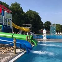 BURLINGTON COMMUNITY AQUATIC CENTER - Updated December 2025 - 14 Photos ...