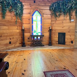 GATLINBURG’S LITTLE LOG CHAPEL - Updated June 2025 - 20 Photos & 13 ...