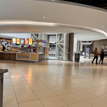 PALISADES CENTER - Updated December 2025 - 521 Photos & 342 Reviews ...