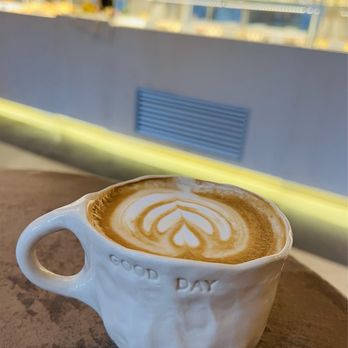 HINAR DESSERT BAR & CAFE - Updated December 2024 - 1505 Photos & 443 ...