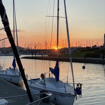 TRADEWINDS SAILING SCHOOL & CLUB - Updated September 2025 - 86 Photos ...