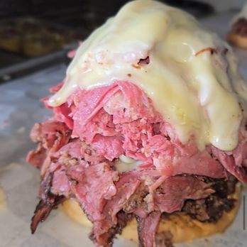 DETROIT CORNED BEEF - Updated September 2025 - 42 Photos & 15 Reviews ...