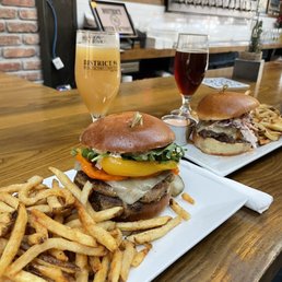 THE BURGER LOFT - Updated November 2025 - 289 Photos & 509 Reviews ...