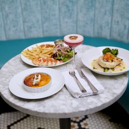 BAYBERRY - Updated July 2025 - 240 Photos & 108 Reviews - 501 Main St ...