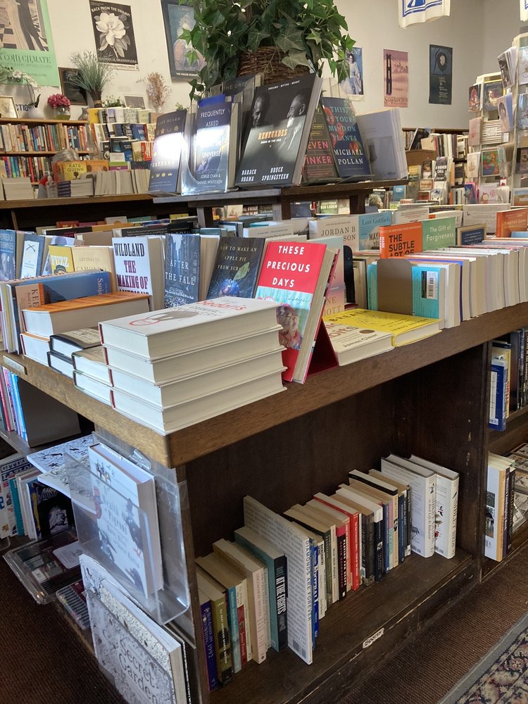 FIRST STREET BOOKS - Updated December 2025 - 20 Reviews - 850 College ...