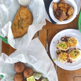 LIL’ EASY - Updated December 2025 - 282 Photos & 153 Reviews - 5000 E ...