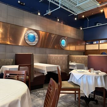 USS NEMO RESTAURANT - Updated September 2024 - 1024 Photos & 1657 ...