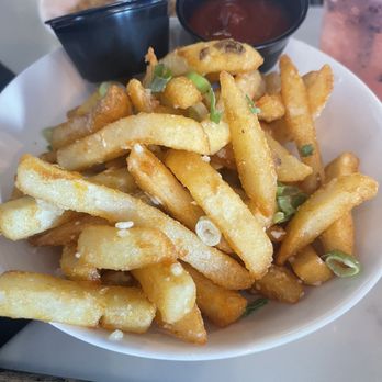 THE STANDARD CUISINE & COCKTAILS - 169 Photos & 118 Reviews - 187 Se ...