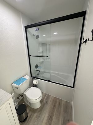 USA BATH - Updated December 2025 - 80 Photos & 33 Reviews - 5580 Mill ...