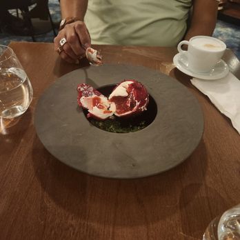 CABU BOIRE ET MANGER - Updated June 2024 - 12 Photos - 1100 Boulevard ...