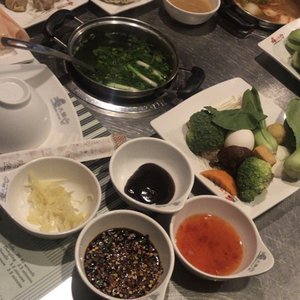 YUMMY GARDEN HOT POT - 346 Photos & 268 Reviews - Chinese - 2411 W ...