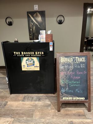 THE BROKEN SPUR STEAK AND SEAFOOD - Updated December 2025 - 19 Photos ...