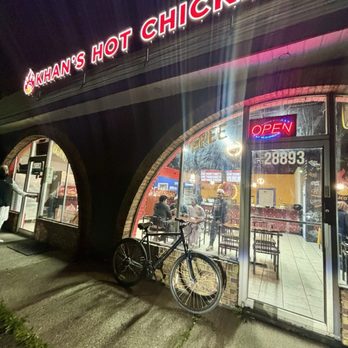 KHAN’S HOT CHICKEN - Updated December 2025 - 29 Photos & 14 Reviews ...
