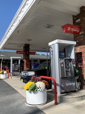 RADBURN EXXON - Updated October 2025 - 13 Photos & 18 Reviews - 22-20 ...