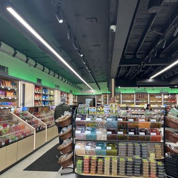 NUTS NOW - Updated December 2025 - 55 Photos & 17 Reviews - 5713 Allen ...