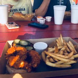 ED’S BURGER JOINT - 279 Photos & 264 Reviews - 3800 Hardy St ...