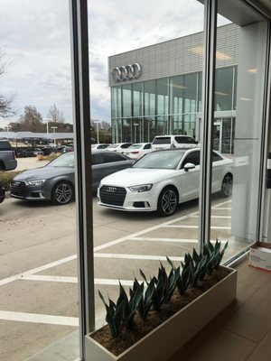 AUDI PLANO - 73 Photos & 439 Reviews - 5930 W. Plano Parkway, Plano ...