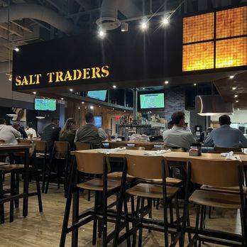 SALT TRADERS ZILKER - Updated March 2025 - 953 Photos & 500 Reviews ...