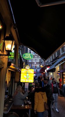 420 CAFE - Updated August 2025 - 30 Photos & 24 Reviews - Oudebrugsteeg ...