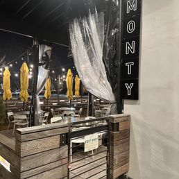HELLO MONTY - Updated May 2025 - 167 Photos & 101 Reviews - 306 W Main ...