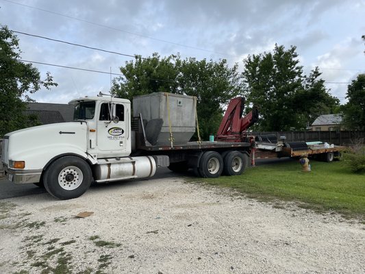 SIMONEAUX HOME MOVERS - Updated July 2025 - 10 Photos - 2704 Hwy 70 S ...