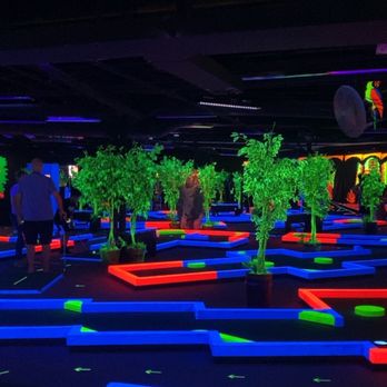 GLOW PUTT MINI GOLF - Updated January 2025 - 284 Photos & 354 Reviews ...