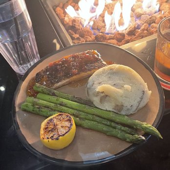 THE TIPSY OAK - Updated March 2025 - 912 Photos & 913 Reviews - 301 E ...