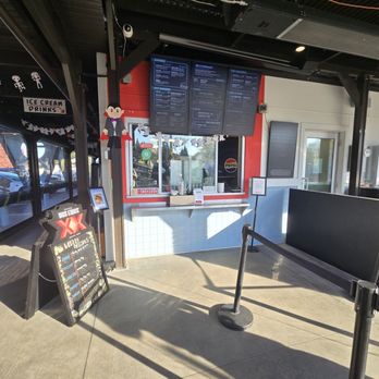 WELLS ROADSIDE - Updated December 2025 - 154 Photos & 91 Reviews - 3712 ...