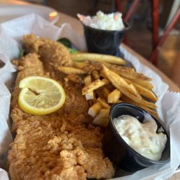 THE CRAZY GATOR - Updated July 2025 - 96 Photos & 144 Reviews - 402 N ...