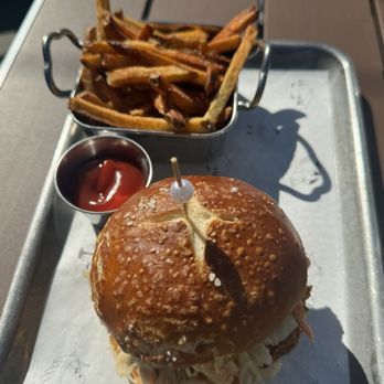 BLUEBIRD KITCHEN - Updated November 2024 - 295 Photos & 192 Reviews ...